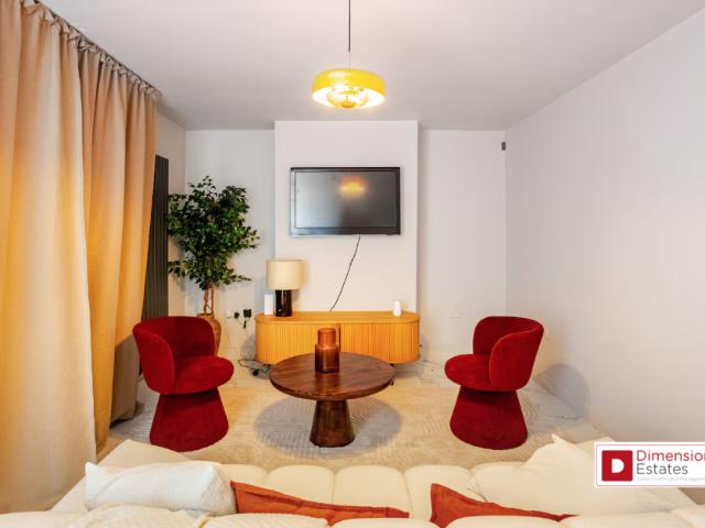 Apartment at Wyllen Close, Greater London