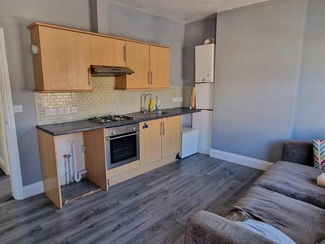 Apartment at Wynburg Street, Hull