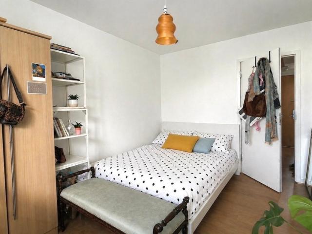 Apartment at Wynford Road, Greater London