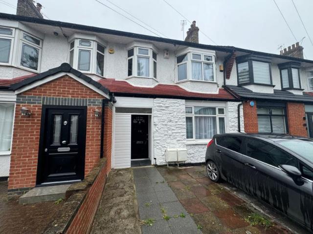 Apartment at Tottenhall Road, Greater London
