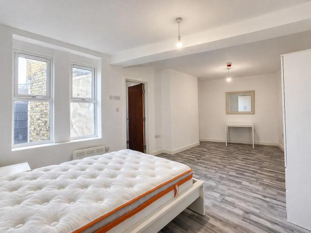 Apartment at Tottenham Lane, Greater London