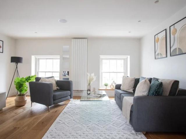 Apartment at Tottenham Street, Greater London