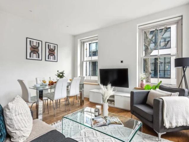 Apartment at Tottenham Street, Greater London
