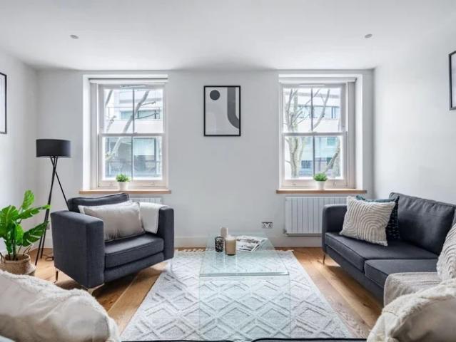 Apartment at Tottenham Street, Greater London