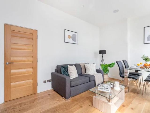 Apartment at Tottenham Street, Greater London