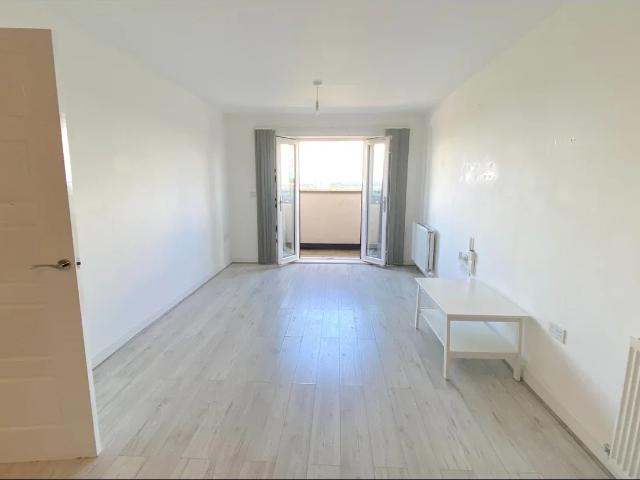 Apartment at Tower Court, Greater London