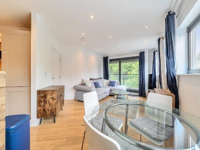 Apartment at Tower Bridge Road, Greater London
