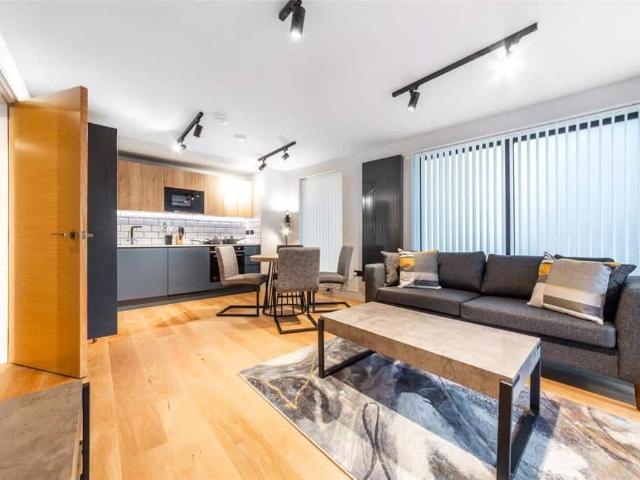 Apartment at Tower Bridge Road, Greater London
