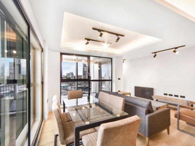 Apartment at Tower Bridge Road, Greater London