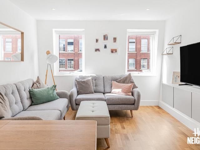 Apartment at Tower Bridge Road, Greater London