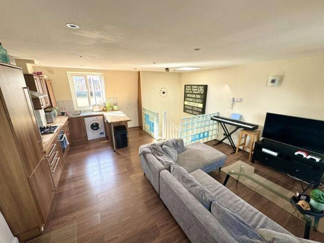 Apartment at Tower Bridge Road, Greater London