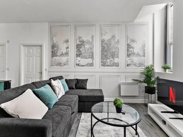 Apartment at Town Street, Leeds