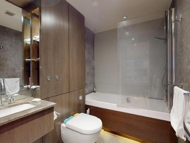 Apartment at Townmead Road, Greater London