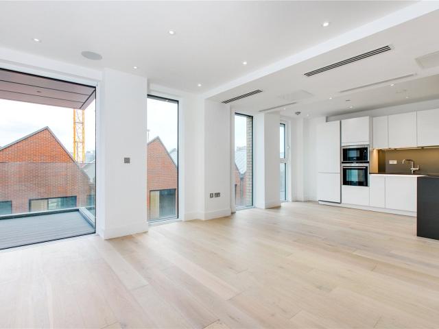Apartment at Townmead Road, Greater London