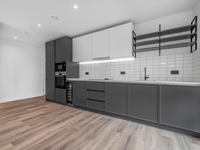 Apartment at Townsend Road, Greater London