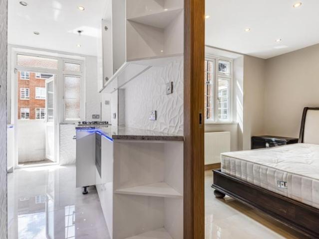Apartment at Townshend Road, City of Westminster