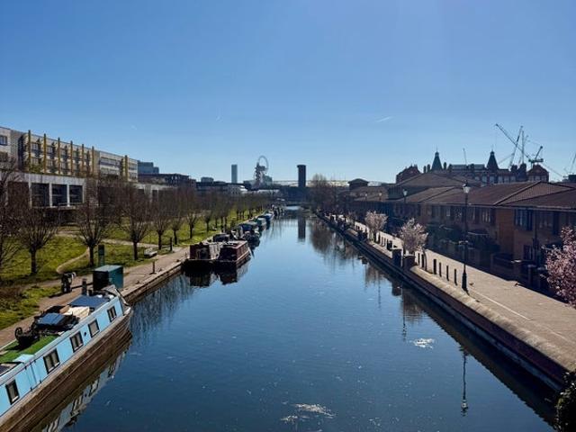 Apartment at Towpath Walk, Greater London