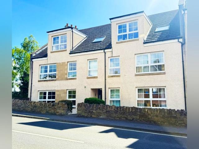 apartment at Toll Road, D Kincardine, Fife, FK10