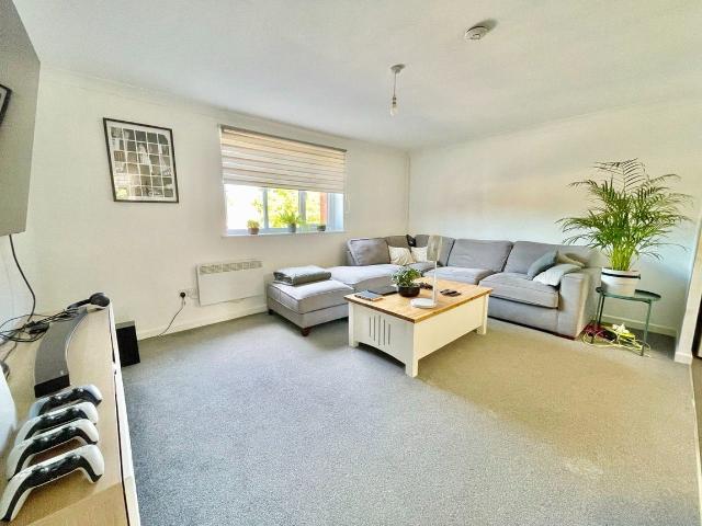Apartment at Tollbar Way, Southampton