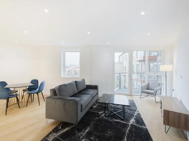 Apartment at Tollgate Gardens, City of Westminster