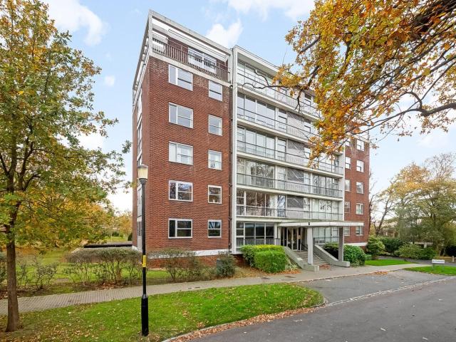 Apartment at Tollgate Drive, Greater London