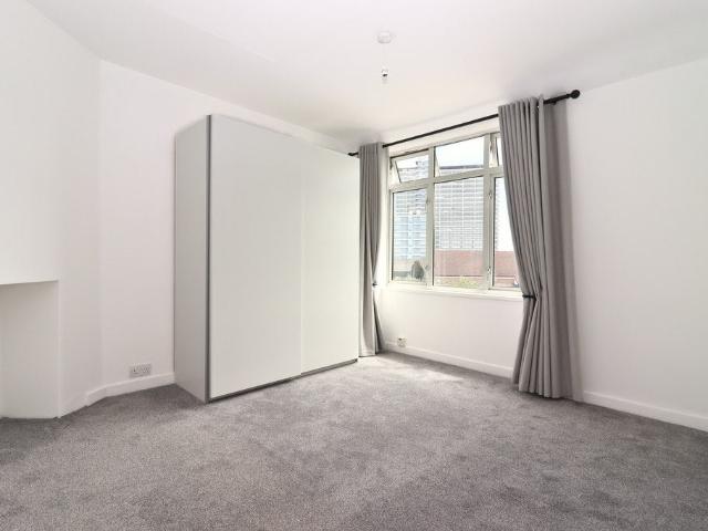 Apartment at Tolworth Broadway, Greater London