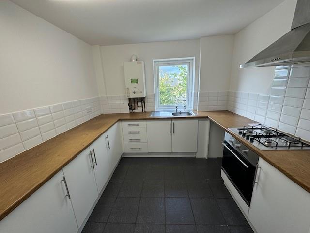 Apartment at Tong Street, Bradford
