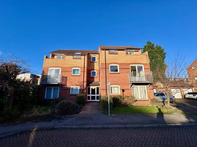 Apartment at Tonnelier Road, Nottingham