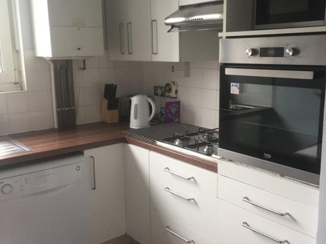 Apartment at Tooting Grove, Greater London
