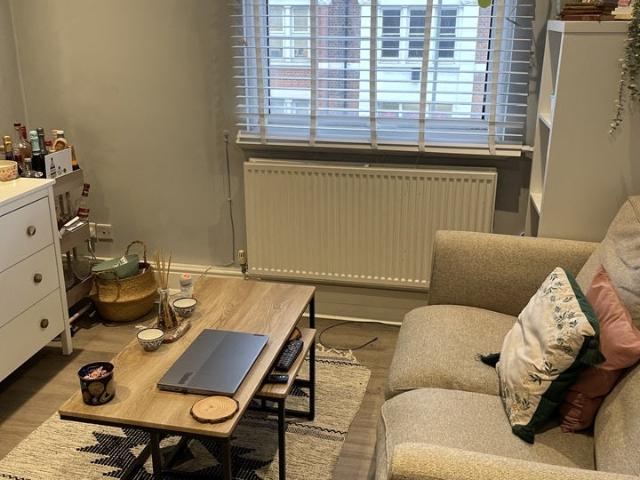 Apartment at Tooting High Street, Greater London