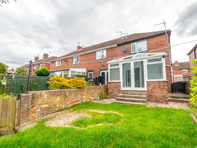 Apartment at Topcliffe Lane, Leeds