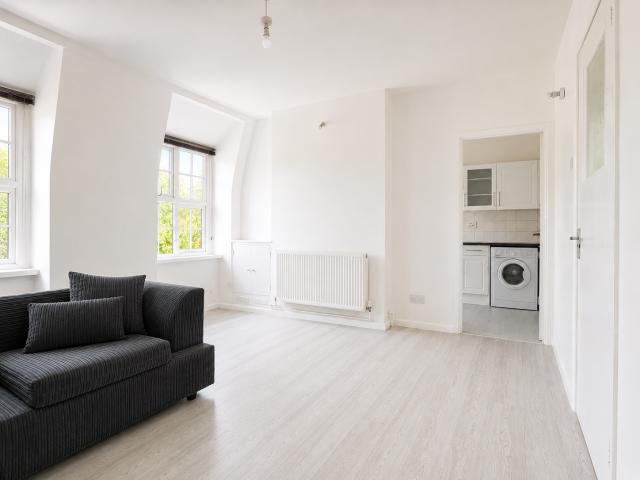 Apartment at Topham Square, Greater London