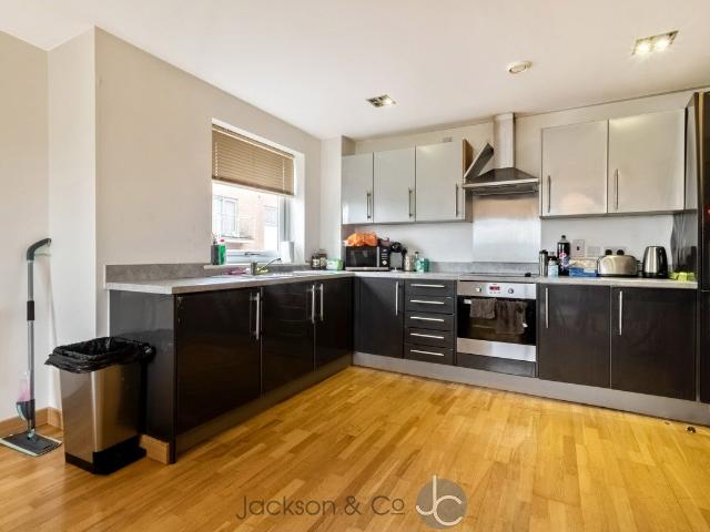 Apartment at Topsail Footbridge, Colchester