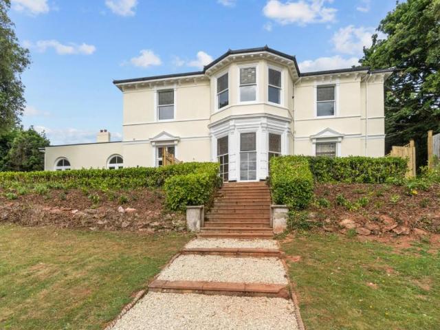 Apartment at Torwood Gardens Road, Torquay