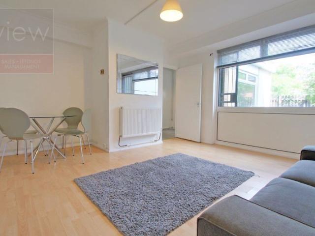 Apartment at Tatum Street, Greater London