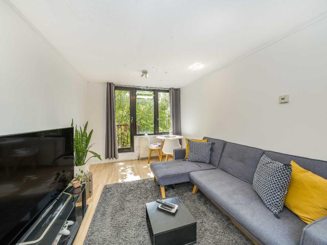 Apartment at Tavistock Crescent, Greater London
