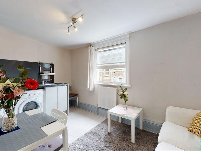 Apartment at Tavistock Place, Greater London