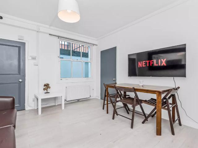 Apartment at Tavistock Place, Greater London