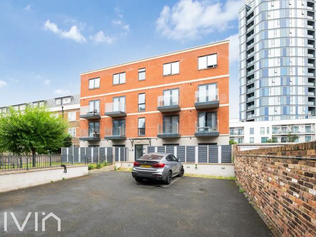 Apartment at Tavistock Road, Greater London