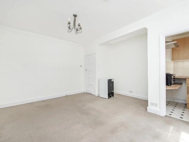 Apartment at Tavistock Square, Greater London