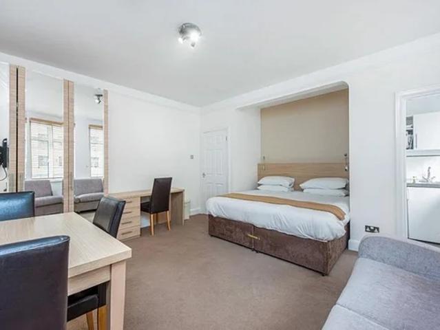 Apartment at Tavistock Square, Greater London