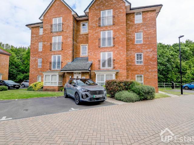 Apartment at Tawny Grove, Coventry