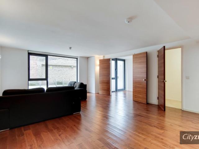 Apartment at Taylor Place, Greater London