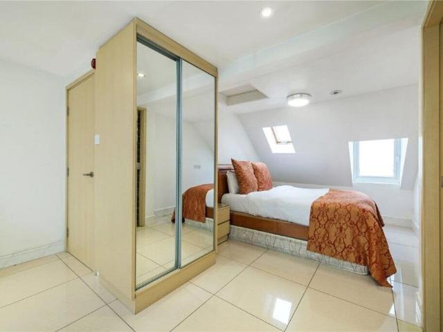 Apartment at Tachbrook Mews, City of Westminster