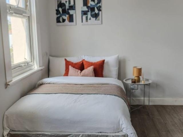 Apartment at Tachbrook Road, Greater London