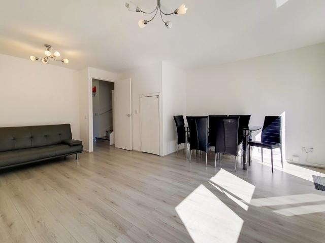 Apartment at Taeping Street, Greater London