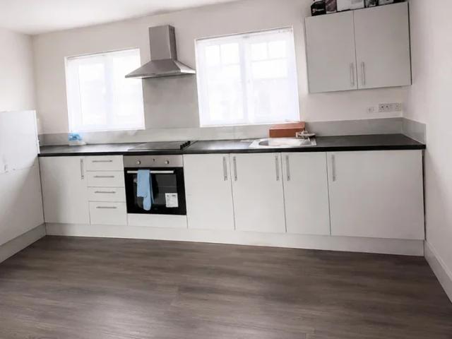 Apartment at Tamworth Lane, Greater London
