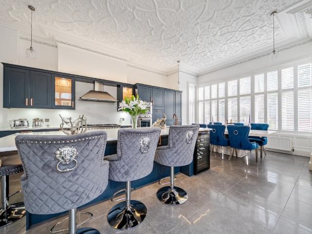Apartment at Tanbridge Park, Horsham