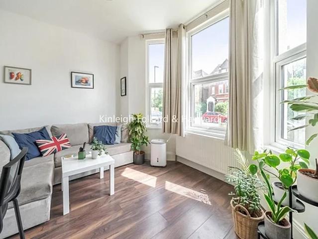 Apartment at Tankerville Road, Greater London