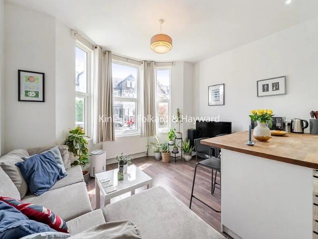 Apartment at Tankerville Road, Greater London